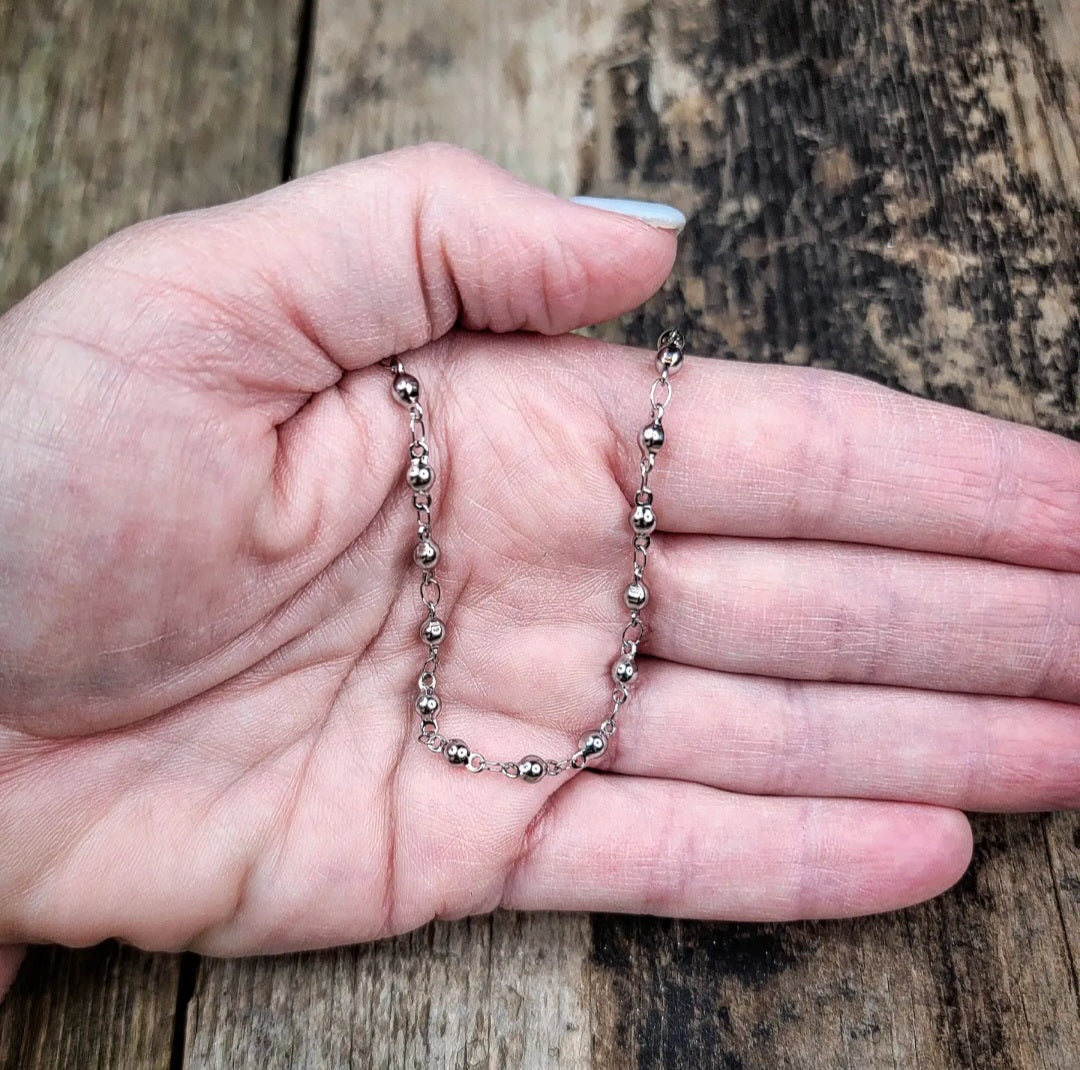 RTS - Dot Chain Necklace – Buffalo Wild Co